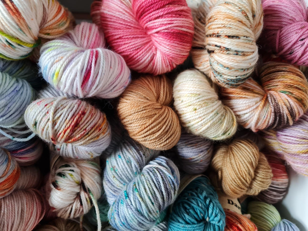 Double Knit Yarns – ducky darlings yarns